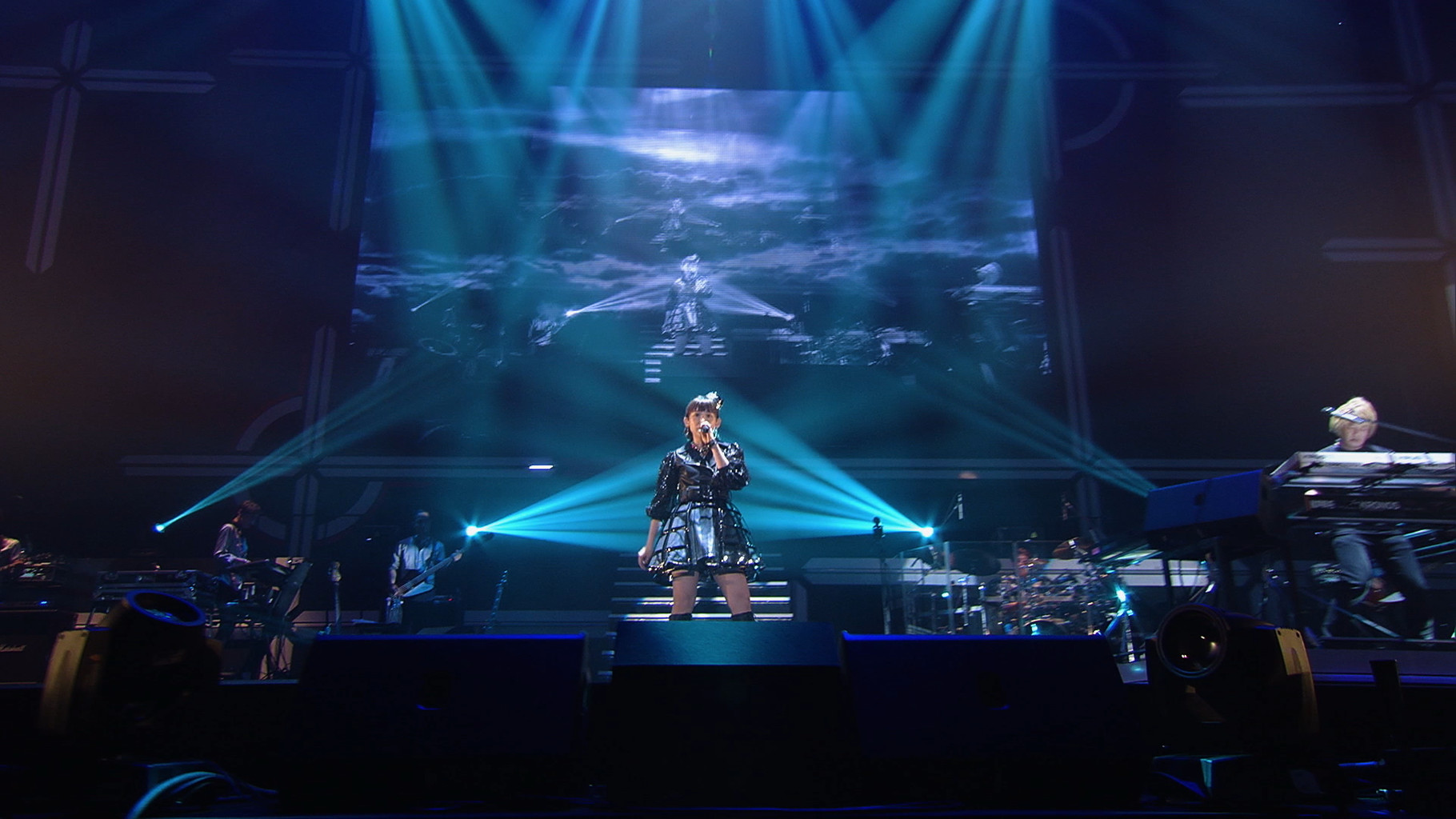 fripSide 15th Anniversary Tour 2017-2018 “crossroads” Chapter.13 | dアニメストア