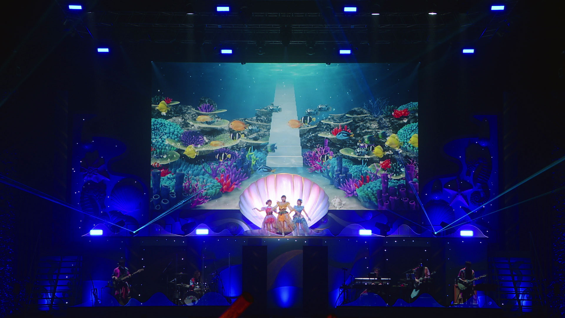 ラブライブ！サンシャイン!! CYaRon！2nd LoveLive! ～大革命☆Wake Up Kingdom～ Day.2 | dアニメストア